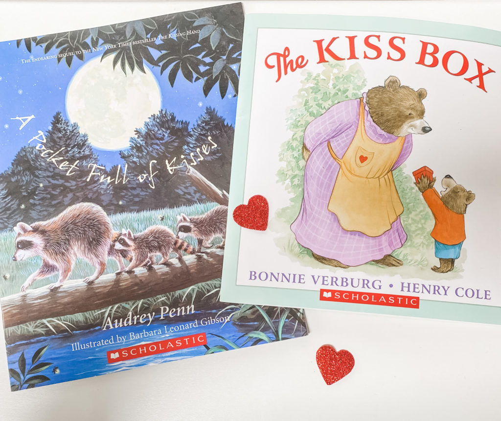 WHAT ARE YOU READING? Valentine’s Day Edition | SCHOOL OF SMART COOKIES